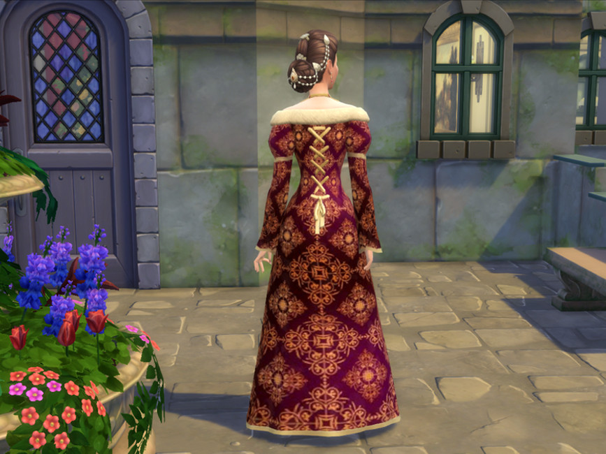 The Sims Resource - Get Famous Queen Gown Recolor